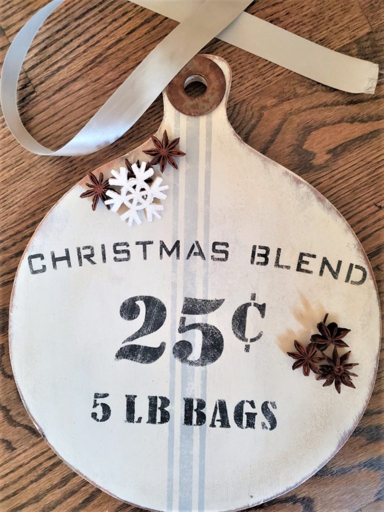 12 Symbols of Christmas and What They Really Mean - Cloches & Lavender