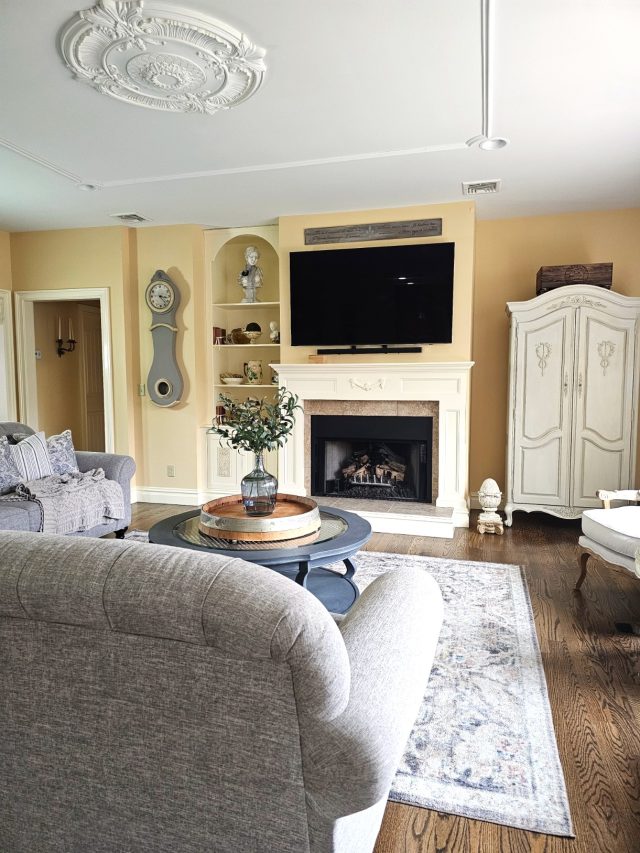 French Farmhouse Spring Tour — See It Now! - Cloches & Lavender