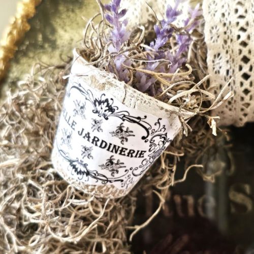DIY Peat Pot Wreath Idea Easy And Quick To Make! - Cloches & Lavender